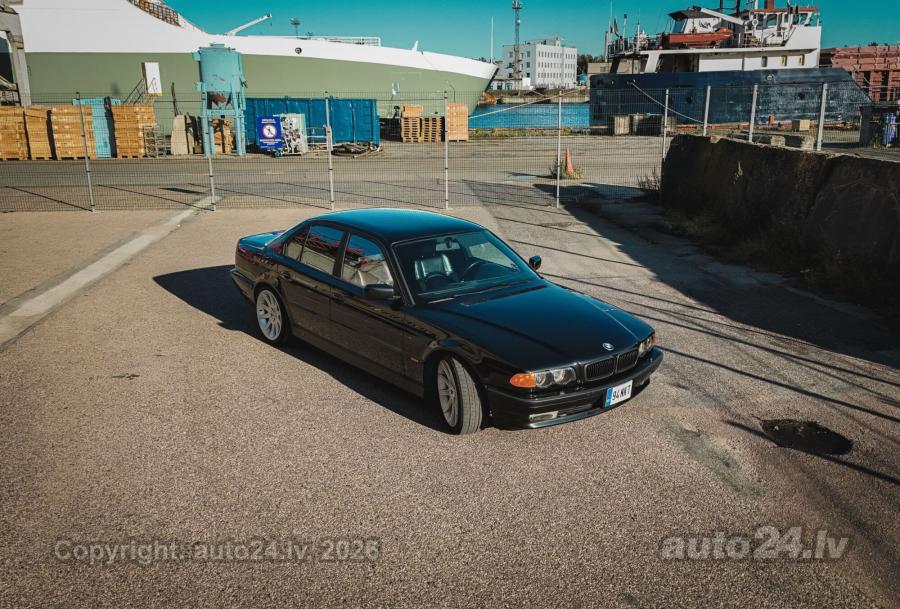 Melns BMW 7 Series 1995 Tallina, ar dzinēja tilpumu 4.00 L un nobraukumu 0 tūkst. km par 15500 €, foto 4 vietnē AUTOMOTO.COM.LV