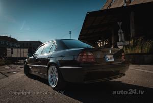 Melns BMW 7 Series 1995 Tallina, ar dzinēja tilpumu 4.00 L un nobraukumu 0 tūkst. km par 15500 €, foto 7 vietnē AUTOMOTO.COM.LV