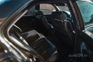 Melns BMW 7 Series 1995 Tallina, ar dzinēja tilpumu 4.00 L un nobraukumu 0 tūkst. km par 15500 €, foto 12 vietnē AUTOMOTO.COM.LV