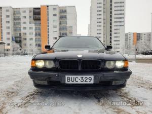 Melns BMW 7 Series 1998 Tallina, ar dzinēja tilpumu 4.40 L un nobraukumu 295 tūkst. km par 4599 €, foto 2 vietnē AUTOMOTO.COM.LV