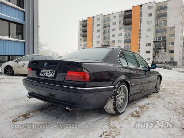 Black BMW 7 Series 1998 in Tallinn, with an engine capacity of 4.40 L and mileage of 295 thousand km for 4599 €, photo 6 on AUTOMOTO.COM.LV