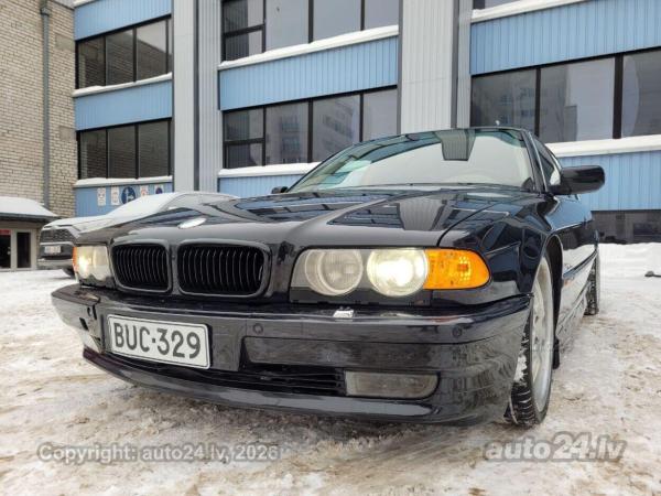 Black BMW 7 Series 1998 in Tallinn, with an engine capacity of 4.40 L and mileage of 295 thousand km for 4599 €, photo 10 on AUTOMOTO.COM.LV