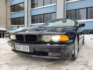 Melns BMW 7 Series 1998 Tallina, ar dzinēja tilpumu 4.40 L un nobraukumu 295 tūkst. km par 4599 €, foto 10 vietnē AUTOMOTO.COM.LV