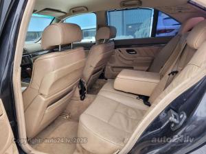 Melns BMW 7 Series 1998 Tallina, ar dzinēja tilpumu 4.40 L un nobraukumu 295 tūkst. km par 4599 €, foto 21 vietnē AUTOMOTO.COM.LV