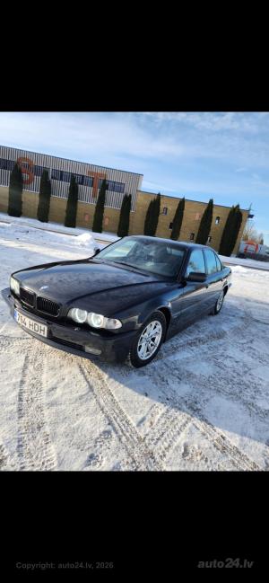 Melns BMW 7 Series 2000 Tallina, ar dzinēja tilpumu 2.90 L un nobraukumu 383 tūkst. km par 6500 €, foto  vietnē AUTOMOTO.COM.LV