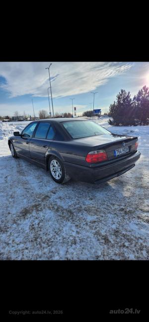 Black BMW 7 Series 2000 in Tallinn, with an engine capacity of 2.90 L and mileage of 383 thousand km for 6500 €, photo 7 on AUTOMOTO.COM.LV