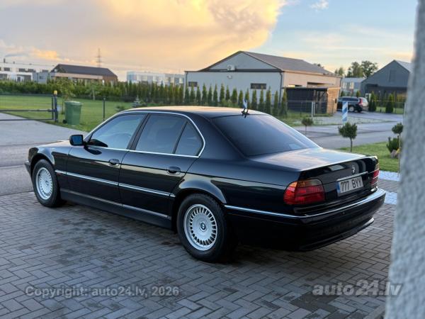 Melns BMW 7 Series 2000 Tartu, ar dzinēja tilpumu 2.80 L un nobraukumu 230 tūkst. km par 9999 €, foto 5 vietnē AUTOMOTO.COM.LV
