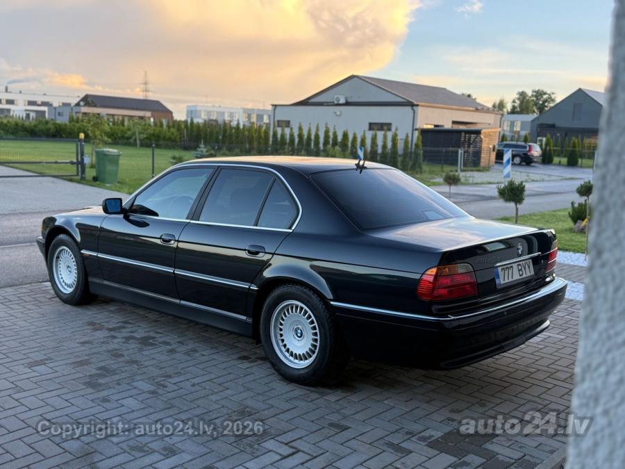 Melns BMW 7 Series 2000 Tartu, ar dzinēja tilpumu 2.80 L un nobraukumu 230 tūkst. km par 9999 €, foto 6 vietnē AUTOMOTO.COM.LV