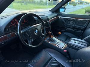 Melns BMW 7 Series 2000 Tartu, ar dzinēja tilpumu 2.80 L un nobraukumu 230 tūkst. km par 9999 €, foto 10 vietnē AUTOMOTO.COM.LV