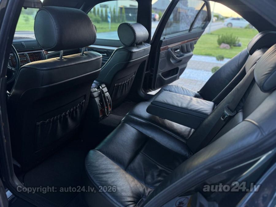 Melns BMW 7 Series 2000 Tartu, ar dzinēja tilpumu 2.80 L un nobraukumu 230 tūkst. km par 9999 €, foto 13 vietnē AUTOMOTO.COM.LV