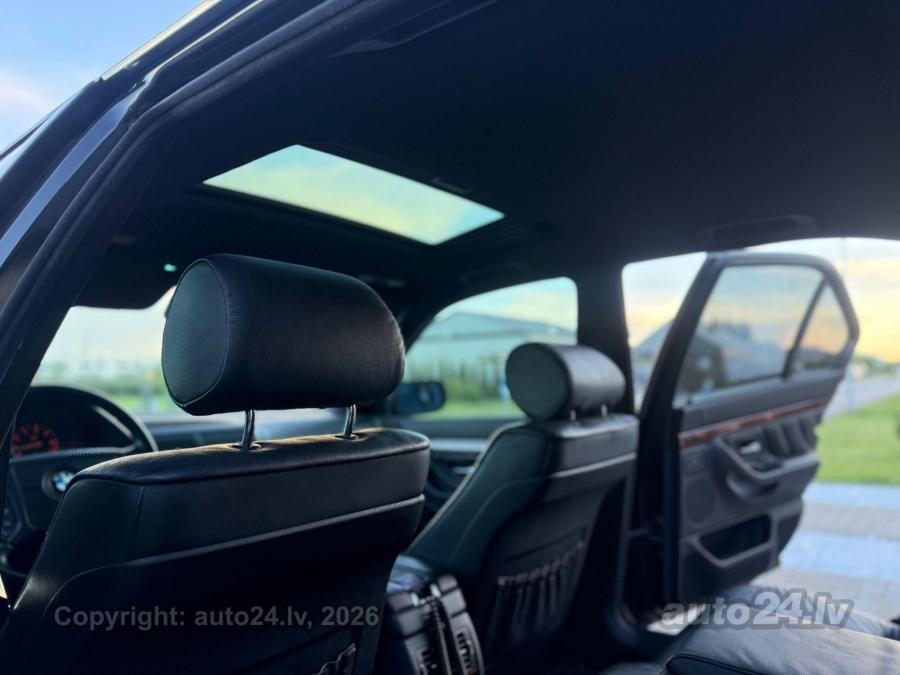 Melns BMW 7 Series 2000 Tartu, ar dzinēja tilpumu 2.80 L un nobraukumu 230 tūkst. km par 9999 €, foto 14 vietnē AUTOMOTO.COM.LV