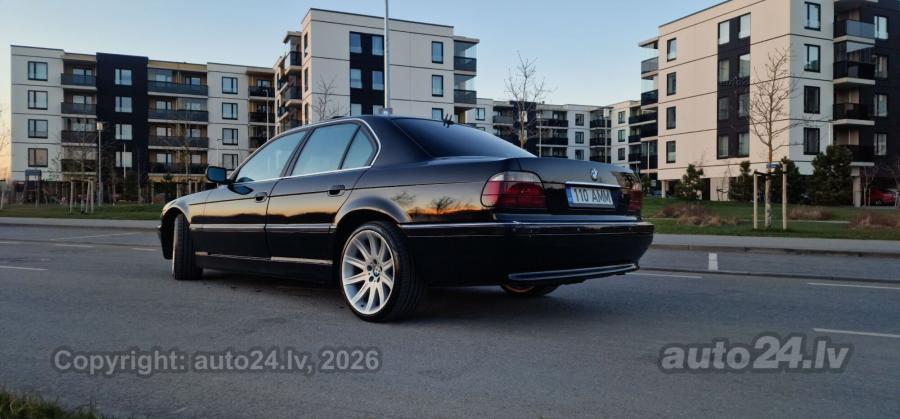 Melns BMW 7 Series 2001 Tallina, ar dzinēja tilpumu 2.90 L un nobraukumu 540 tūkst. km par 8500 €, foto 7 vietnē AUTOMOTO.COM.LV
