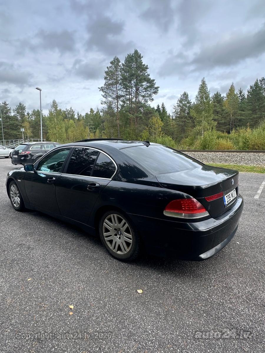 Black BMW 7 Series 2002 in Tallinn, with an engine capacity of 4.40 L and mileage of 395 thousand km for 2300 €, photo 6 on AUTOMOTO.COM.LV