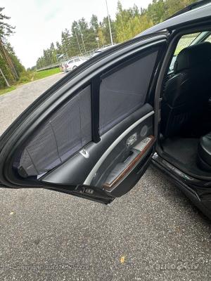 Black BMW 7 Series 2002 in Tallinn, with an engine capacity of 4.40 L and mileage of 395 thousand km for 2300 €, photo 10 on AUTOMOTO.COM.LV