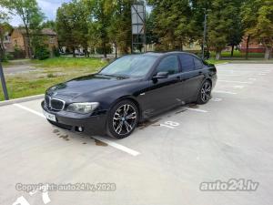 Melns BMW 7 Series 2003 Narva, ar dzinēja tilpumu 3.00 L un nobraukumu 347 tūkst. km par 3000 €, foto  vietnē AUTOMOTO.COM.LV
