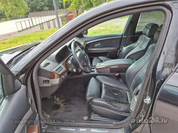 Melns BMW 7 Series 2003 Narva, ar dzinēja tilpumu 3.00 L un nobraukumu 347 tūkst. km par 3000 €, foto 6 vietnē AUTOMOTO.COM.LV