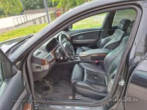 Melns BMW 7 Series 2003 Narva, ar dzinēja tilpumu 3.00 L un nobraukumu 347 tūkst. km par 3000 €, foto 7 vietnē AUTOMOTO.COM.LV