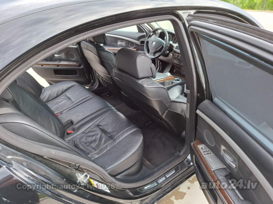 Melns BMW 7 Series 2003 Narva, ar dzinēja tilpumu 3.00 L un nobraukumu 347 tūkst. km par 3000 €, foto 9 vietnē AUTOMOTO.COM.LV