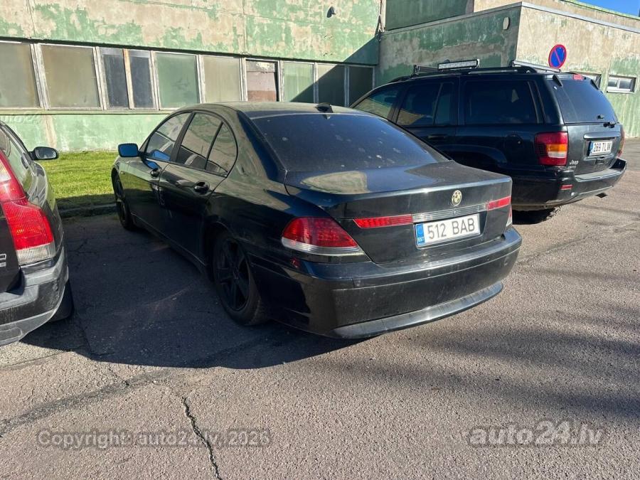 Melns BMW 7 Series 2003 Tallina, ar dzinēja tilpumu 3.00 L un nobraukumu 400 tūkst. km par 1299 €, foto 1 vietnē AUTOMOTO.COM.LV