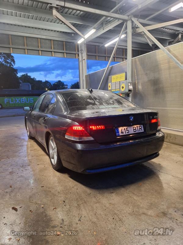 Melns BMW 7 Series 2004 Tallina, ar dzinēja tilpumu 3.00 L un nobraukumu 400 tūkst. km par 1999 €, foto 7 vietnē AUTOMOTO.COM.LV