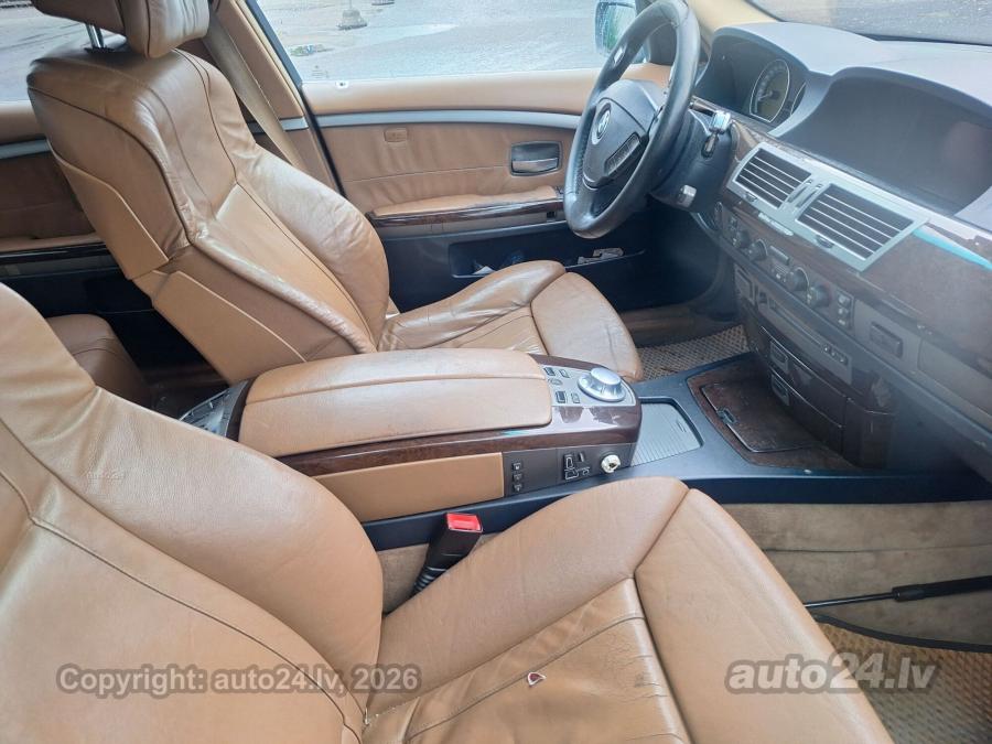 Черный БМВ 7 Серия 2004 в Таллин, объемом двигателя 3.00 л и пробегом 400 тыс. км за 1999 €, фото 8 на AUTOMOTO.COM.LV