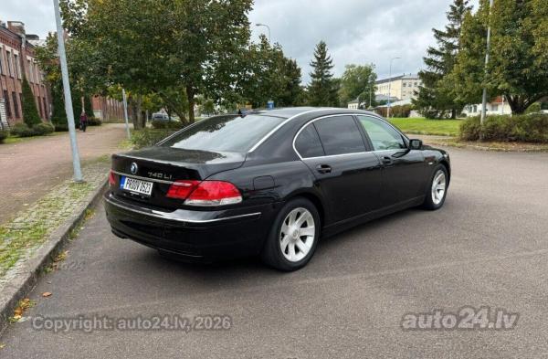 Black BMW 7 Series 2006 in Tallinn, with an engine capacity of 4.00 L and mileage of 202 thousand km for 7400 €, photo 3 on AUTOMOTO.COM.LV