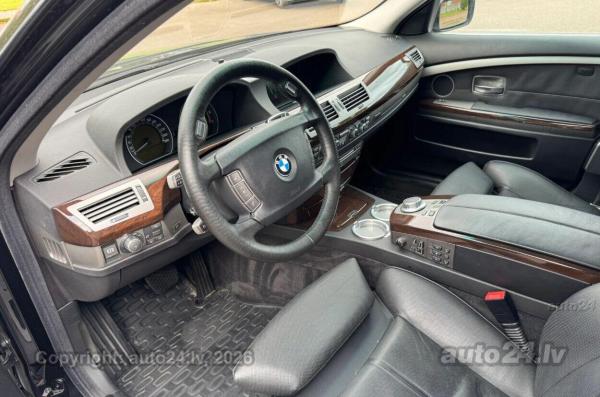 Black BMW 7 Series 2006 in Tallinn, with an engine capacity of 4.00 L and mileage of 202 thousand km for 7400 €, photo 5 on AUTOMOTO.COM.LV