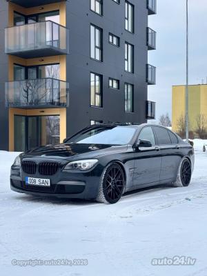 Melns BMW 7 Series 2008 Tartu, ar dzinēja tilpumu 3.00 L un nobraukumu 360 tūkst. km par 10699 €, foto  vietnē AUTOMOTO.COM.LV