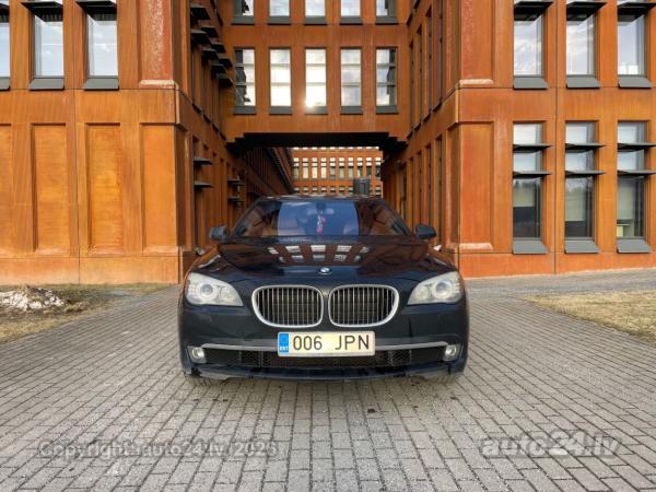Melns BMW 7 Series 2008 Tartu, ar dzinēja tilpumu 3.00 L un nobraukumu 395 tūkst. km par 10900 €, foto 5 vietnē AUTOMOTO.COM.LV