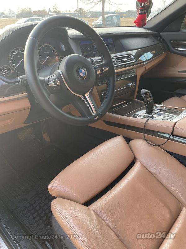 Melns BMW 7 Series 2008 Tartu, ar dzinēja tilpumu 3.00 L un nobraukumu 395 tūkst. km par 10900 €, foto 10 vietnē AUTOMOTO.COM.LV