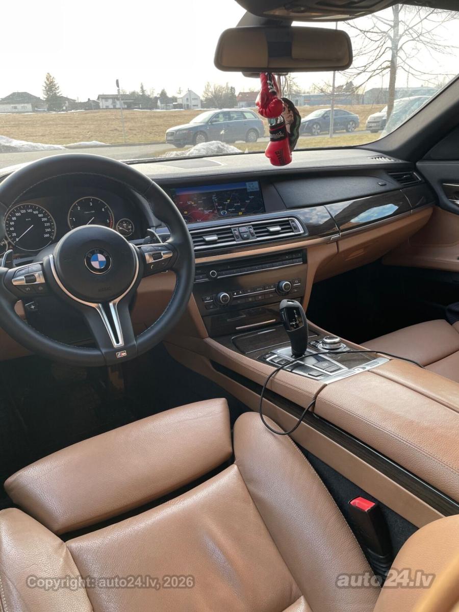 Черный БМВ 7 Серия 2008 в Тарту, объемом двигателя 3.00 л и пробегом 395 тыс. км за 10900 €, фото 11 на AUTOMOTO.COM.LV