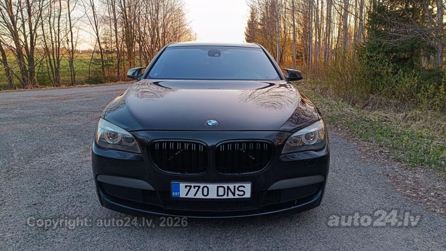 Melns BMW 7 Series 2008 Tallina, ar dzinēja tilpumu 3.00 L un nobraukumu 360 tūkst. km par 10000 €, foto 4 vietnē AUTOMOTO.COM.LV