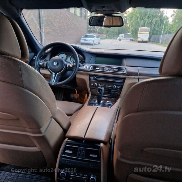 Black BMW 7 Series 2008 in Tartu, with an engine capacity of 3.00 L and mileage of 380 thousand km for 6990 €, photo 3 on AUTOMOTO.COM.LV