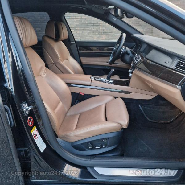 Melns BMW 7 Series 2008 Tartu, ar dzinēja tilpumu 3.00 L un nobraukumu 380 tūkst. km par 6990 €, foto 7 vietnē AUTOMOTO.COM.LV
