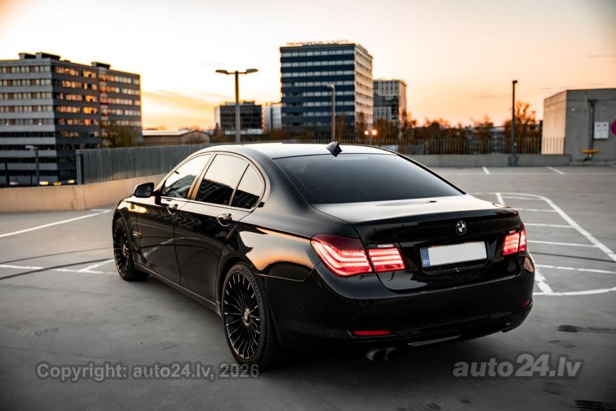 Melns BMW 7 Series 2008 Tallina, ar dzinēja tilpumu 3.00 L un nobraukumu 430 tūkst. km par 7950 €, foto 4 vietnē AUTOMOTO.COM.LV