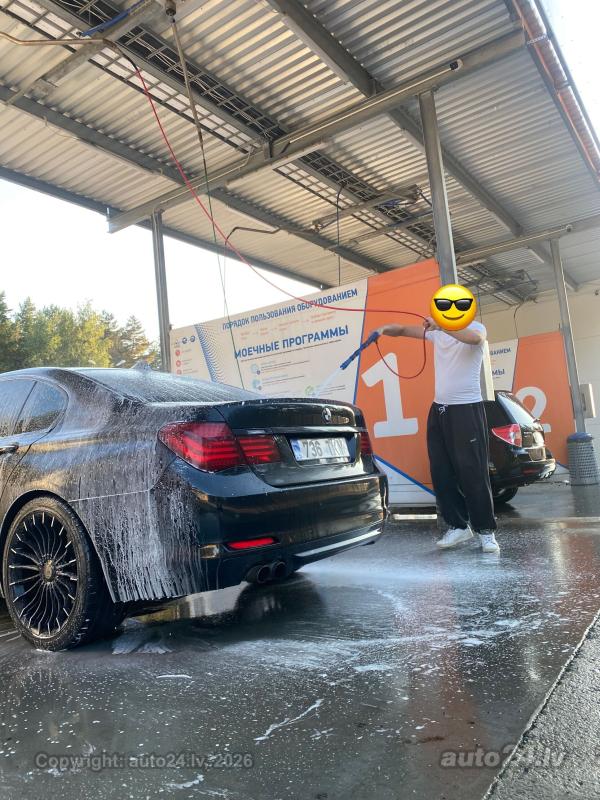 Melns BMW 7 Series 2008 Tallina, ar dzinēja tilpumu 3.00 L un nobraukumu 430 tūkst. km par 7950 €, foto 6 vietnē AUTOMOTO.COM.LV