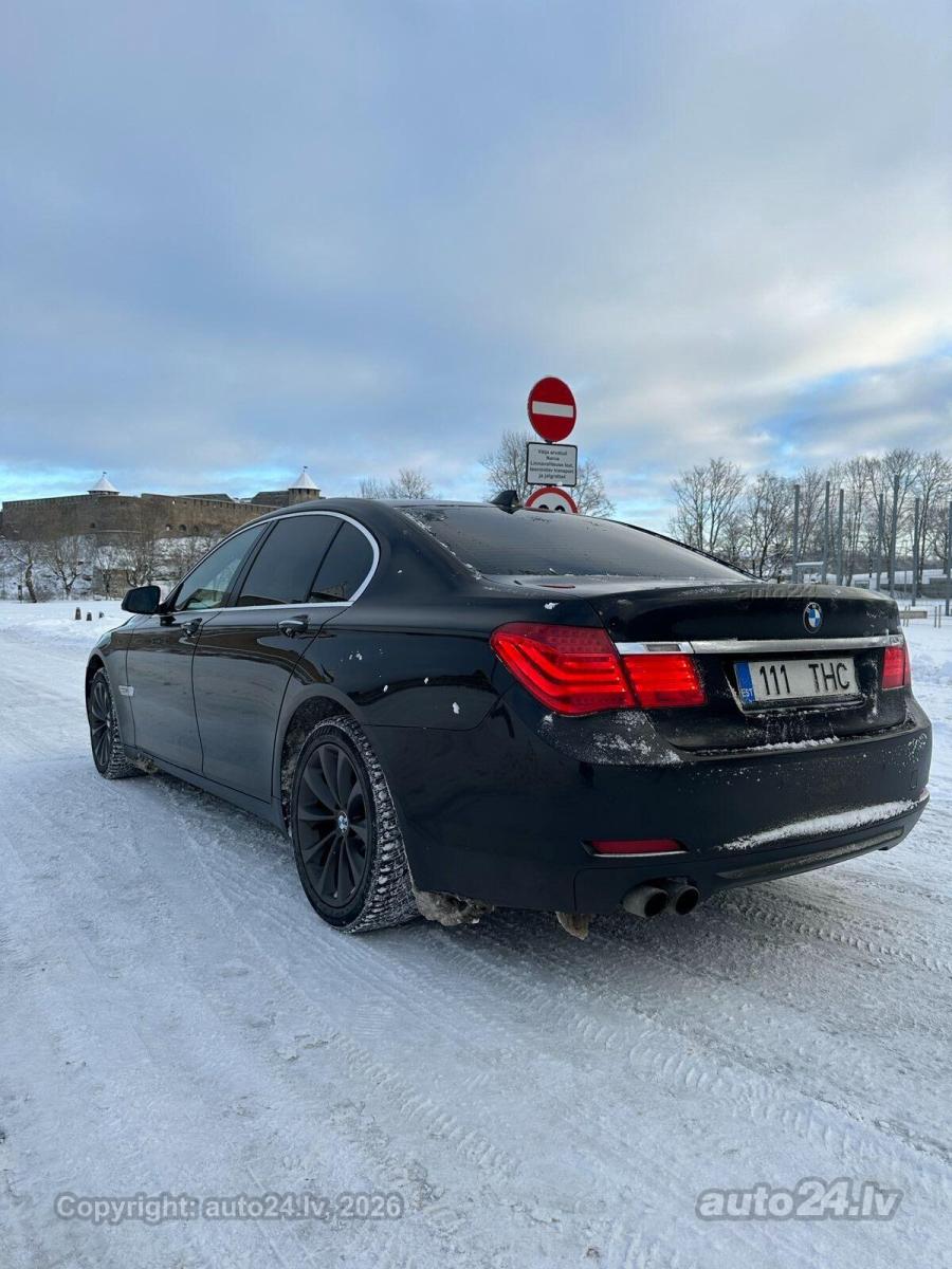 Melns BMW 7 Series 2009 Tallina, ar dzinēja tilpumu 3.00 L un nobraukumu 395 tūkst. km par 7999 €, foto 5 vietnē AUTOMOTO.COM.LV