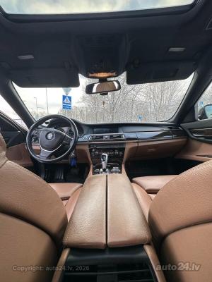Melns BMW 7 Series 2009 Tallina, ar dzinēja tilpumu 3.00 L un nobraukumu 395 tūkst. km par 7999 €, foto 7 vietnē AUTOMOTO.COM.LV