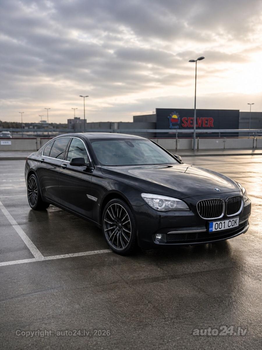 Black BMW 7 Series 2009 in Tallinn, with an engine capacity of 3.00 L and mileage of 302 thousand km for 9000 €, photo 4 on AUTOMOTO.COM.LV