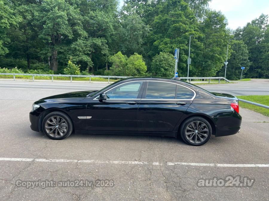 Black BMW 7 Series 2009 in Tallinn, with an engine capacity of 3.00 L and mileage of 416 thousand km for 7800 €, photo 9 on AUTOMOTO.COM.LV