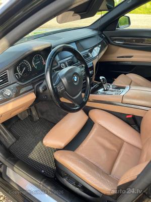 Black BMW 7 Series 2009 in Tallinn, with an engine capacity of 3.00 L and mileage of 416 thousand km for 7800 €, photo 13 on AUTOMOTO.COM.LV