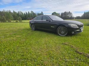 Black BMW 7 Series 2009 in Tallinn, with an engine capacity of 3.00 L and mileage of 0 thousand km for 10000 €, photo 4 on AUTOMOTO.COM.LV