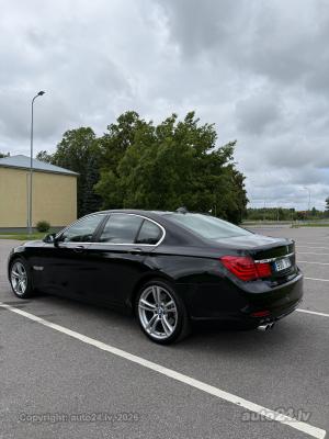 Melns BMW 7 Series 2009 Pērnava, ar dzinēja tilpumu 3.00 L un nobraukumu 322 tūkst. km par 11000 €, foto 6 vietnē AUTOMOTO.COM.LV