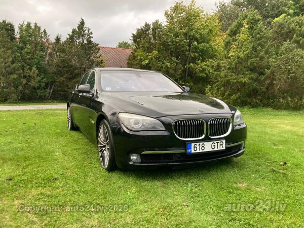 Melns BMW 7 Series 2009 Tallina, ar dzinēja tilpumu 3.00 L un nobraukumu 207 tūkst. km par 9500 €, foto 6 vietnē AUTOMOTO.COM.LV