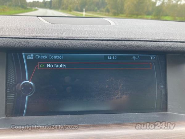 Melns BMW 7 Series 2009 Tallina, ar dzinēja tilpumu 3.00 L un nobraukumu 207 tūkst. km par 9500 €, foto 10 vietnē AUTOMOTO.COM.LV