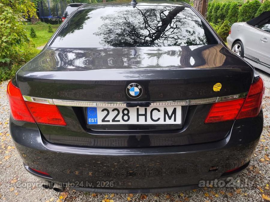 Melns BMW 7 Series 2009 Tallina, ar dzinēja tilpumu 3.00 L un nobraukumu 315 tūkst. km par 12000 €, foto 9 vietnē AUTOMOTO.COM.LV