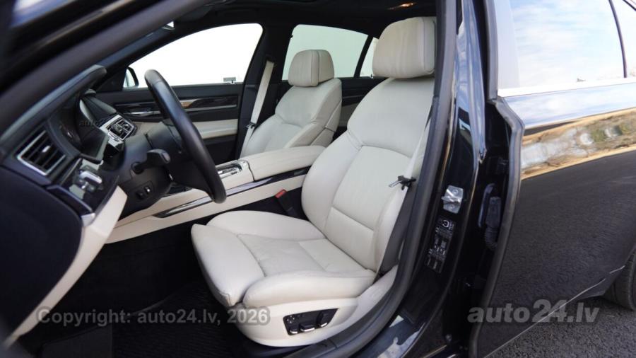 Black BMW 7 Series 2010 in Tallinn, with an engine capacity of 3.00 L and mileage of 292 thousand km for 12500 €, photo 8 on AUTOMOTO.COM.LV