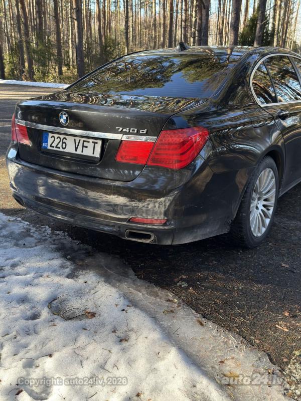 Melns BMW 7 Series 2010 Tallina, ar dzinēja tilpumu 3.00 L un nobraukumu 476 tūkst. km par 7500 €, foto 5 vietnē AUTOMOTO.COM.LV