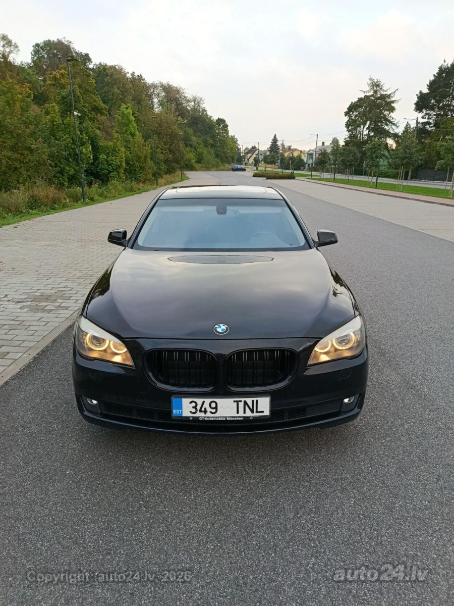 Melns BMW 7 Series 2010 Rakvere, ar dzinēja tilpumu 3.00 L un nobraukumu 0 tūkst. km par 11500 €, foto 3 vietnē AUTOMOTO.COM.LV