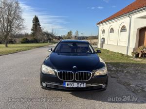 Melns BMW 7 Series 2010 Tartu, ar dzinēja tilpumu 3.00 L un nobraukumu 323 tūkst. km par 13000 €, foto  vietnē AUTOMOTO.COM.LV